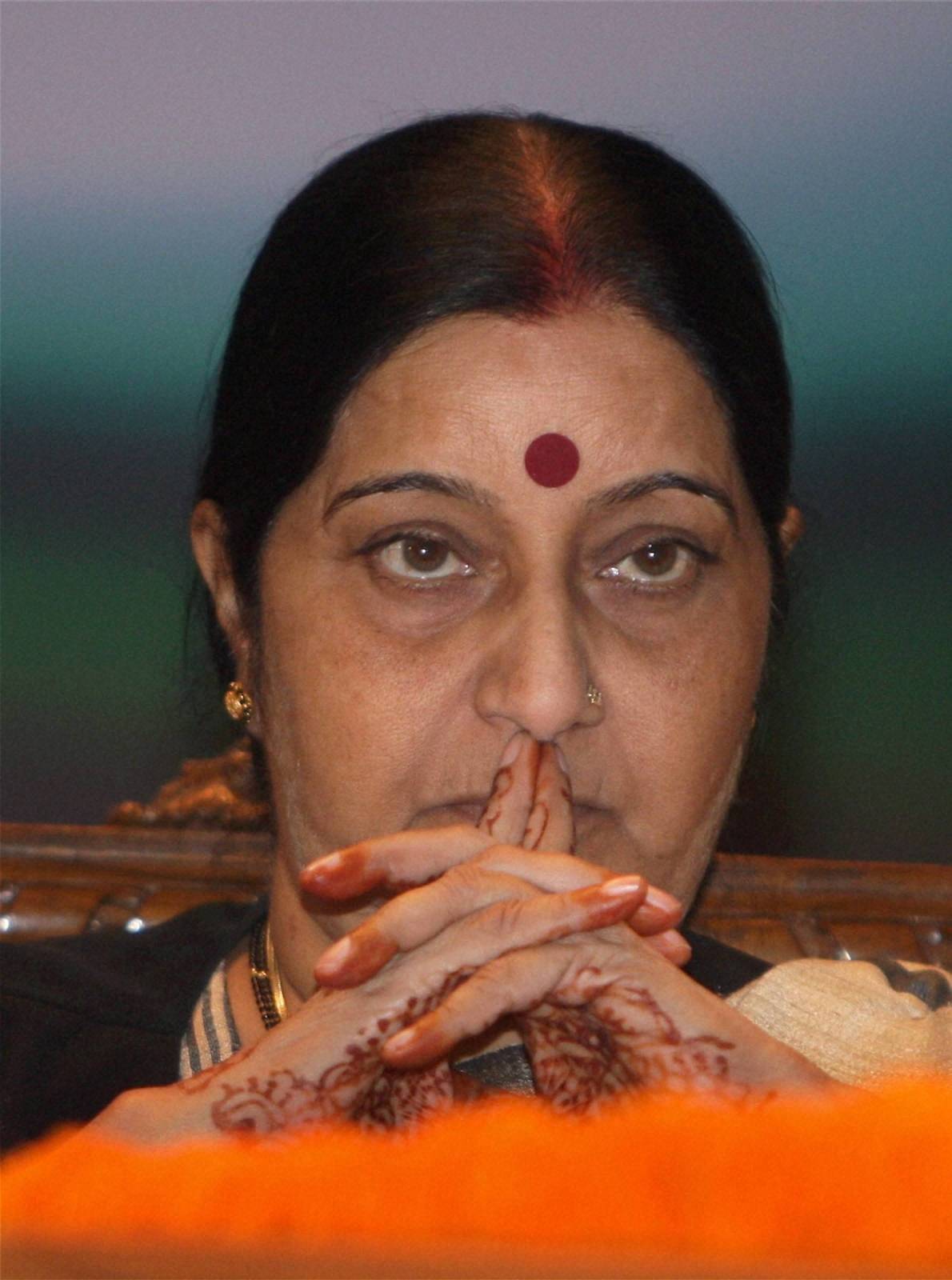 Best Beautiful Wallpaper: sushma swaraj hd wallpapers free download