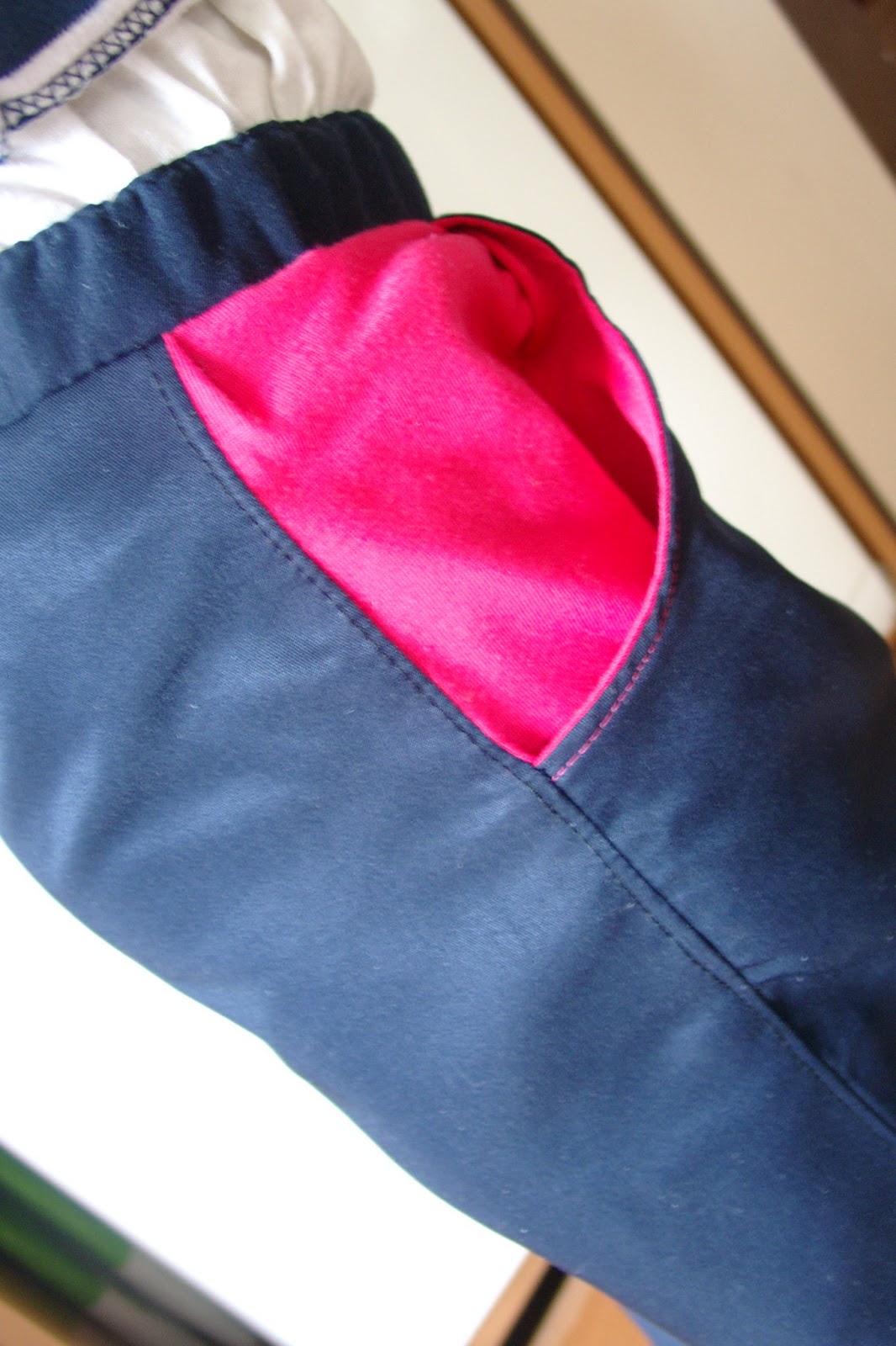 Helen Crafty Stall: Kid's Casual Two-colored Pants (free pattern ...