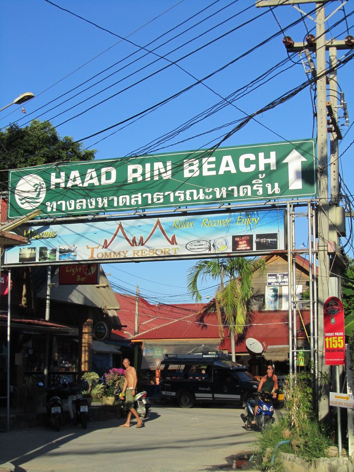 a life in words: snapshots of haad rin - koh phangan pt.2