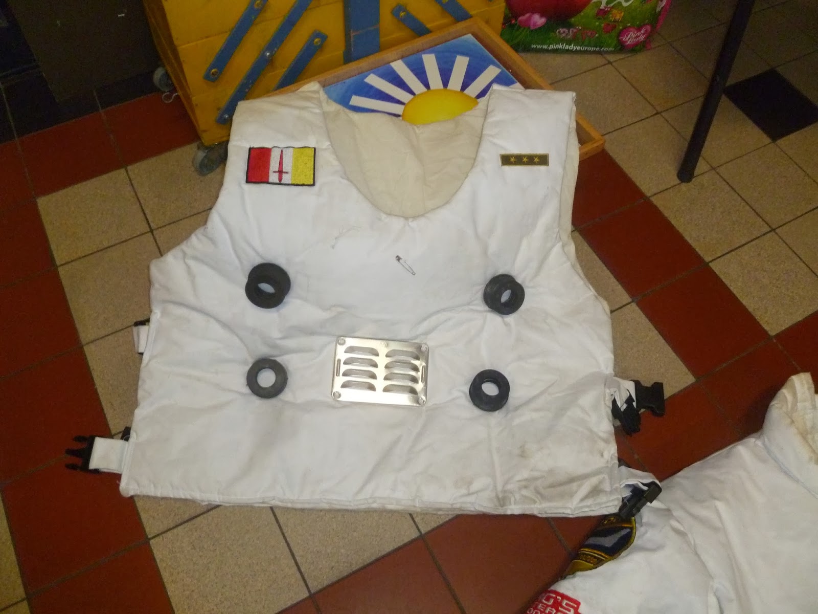 Hartelijk welkom in de 3de kleuter'WONDER'klas !: thema 'IK ONTDEK DE ...