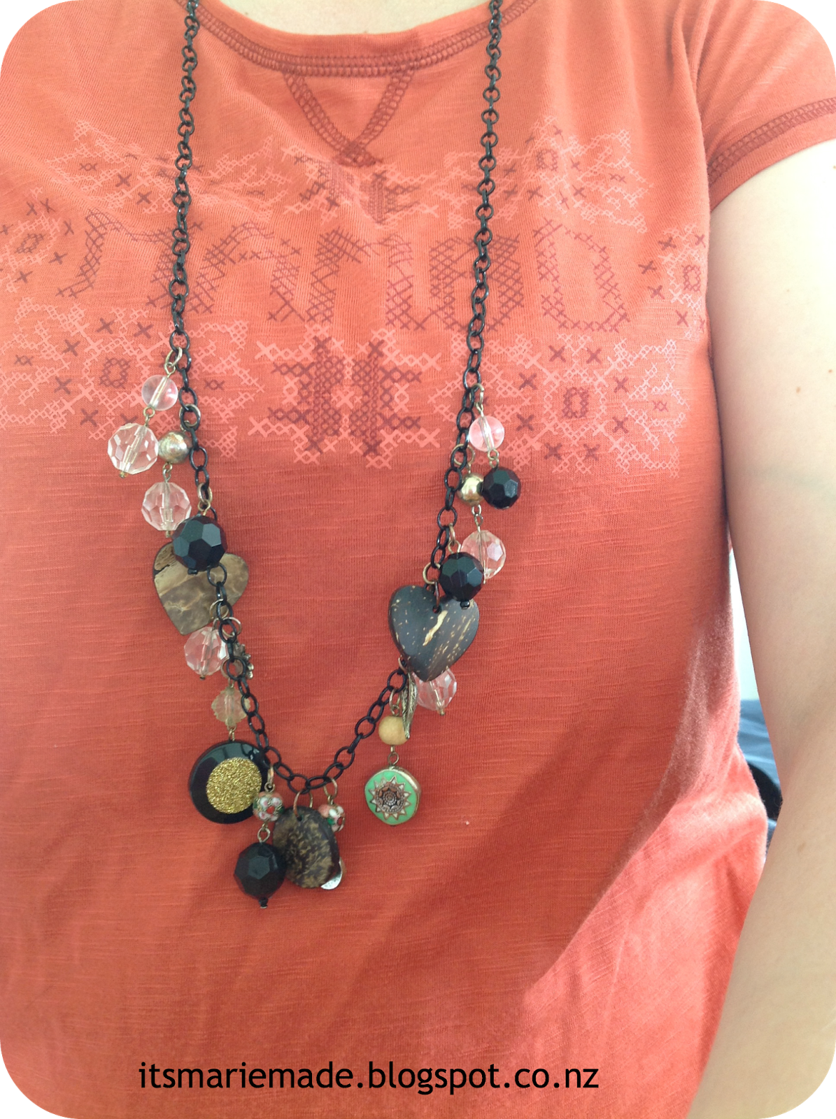 It's Marie Made!: DIY: Upcycled Necklace