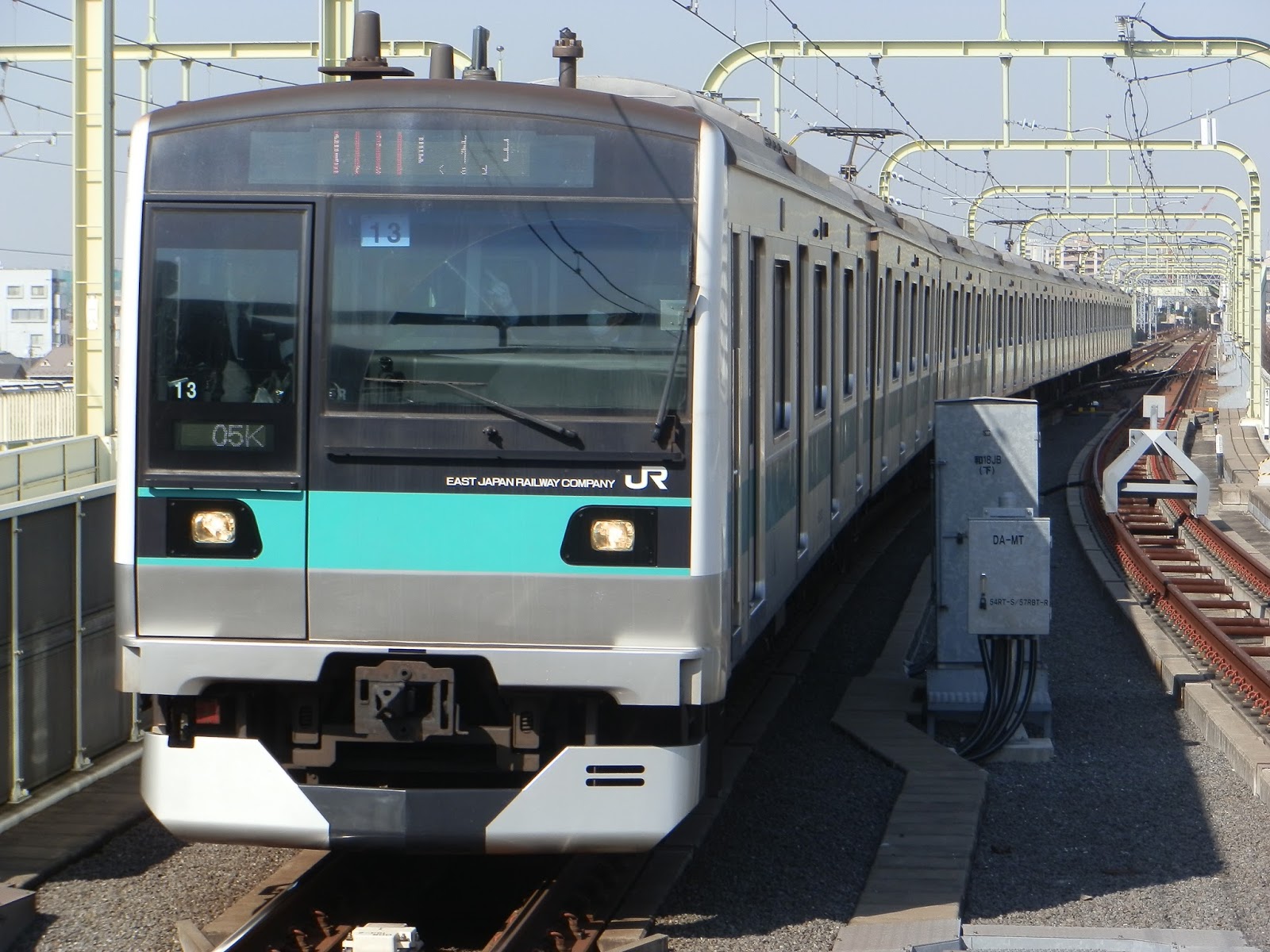 小田急沿線住み鉄道ファン日記: 東日本旅客鉄道E233系2000番台東マト19編成が総合車両製作所横浜事業所から新製出場