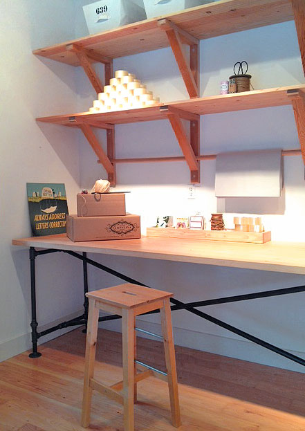 Cafe Cartolina: New Shipping room - and a DIY table for you!