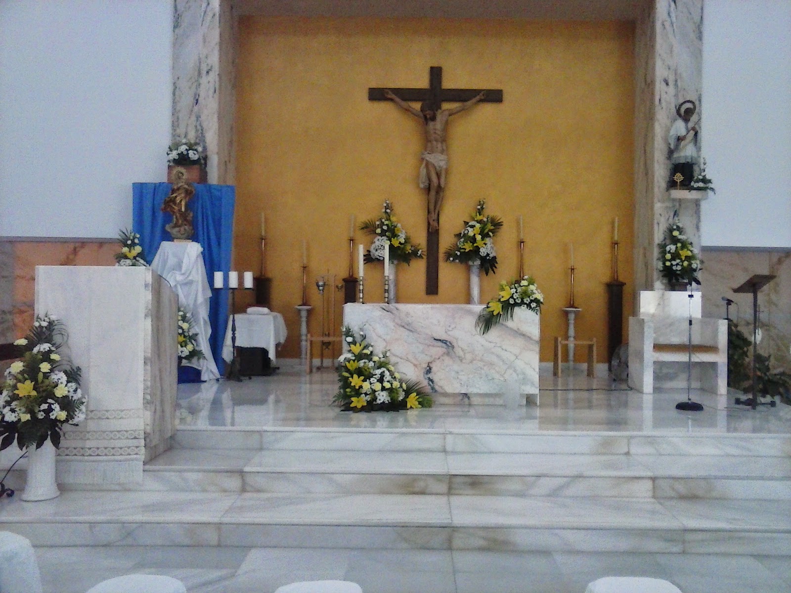 EL PRESBITERIO DE NUESTRO TEMPLO