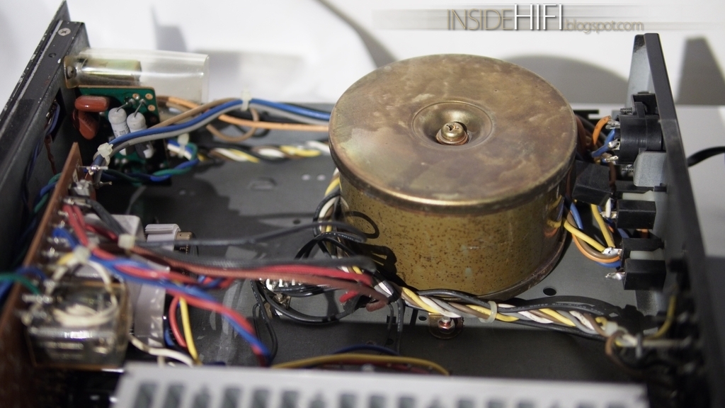 Inside Hi-Fi: Rotel RB-1000