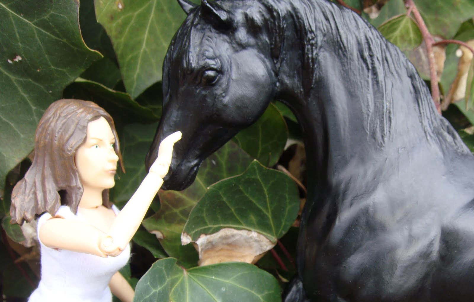 My Journey Through The LOST Encyclopedia: Kate Austen