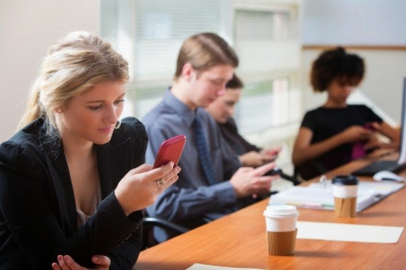 Instant Messaging & Texting Professionally