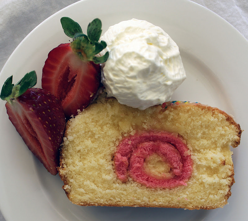maker*land.: Cooking a swirly cake - by Cameron.