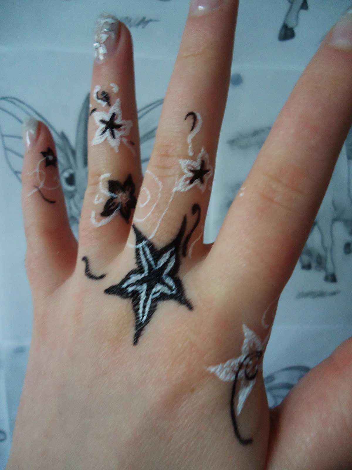 Articuno: Paws, claws, tattoos