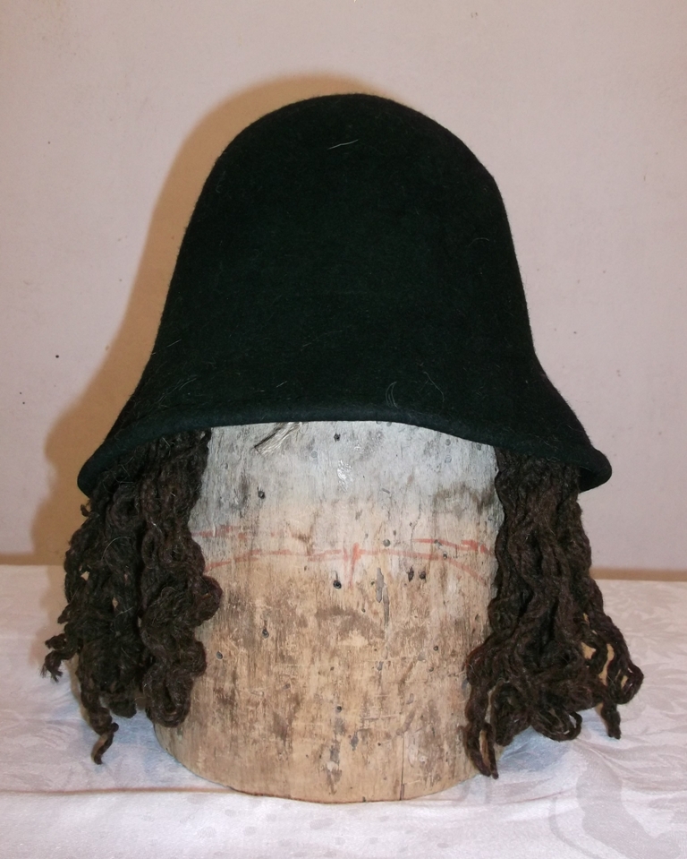 COSTUME MICHI MANOLE: Costume de bou, gansac, Danila Prepeleac, taran