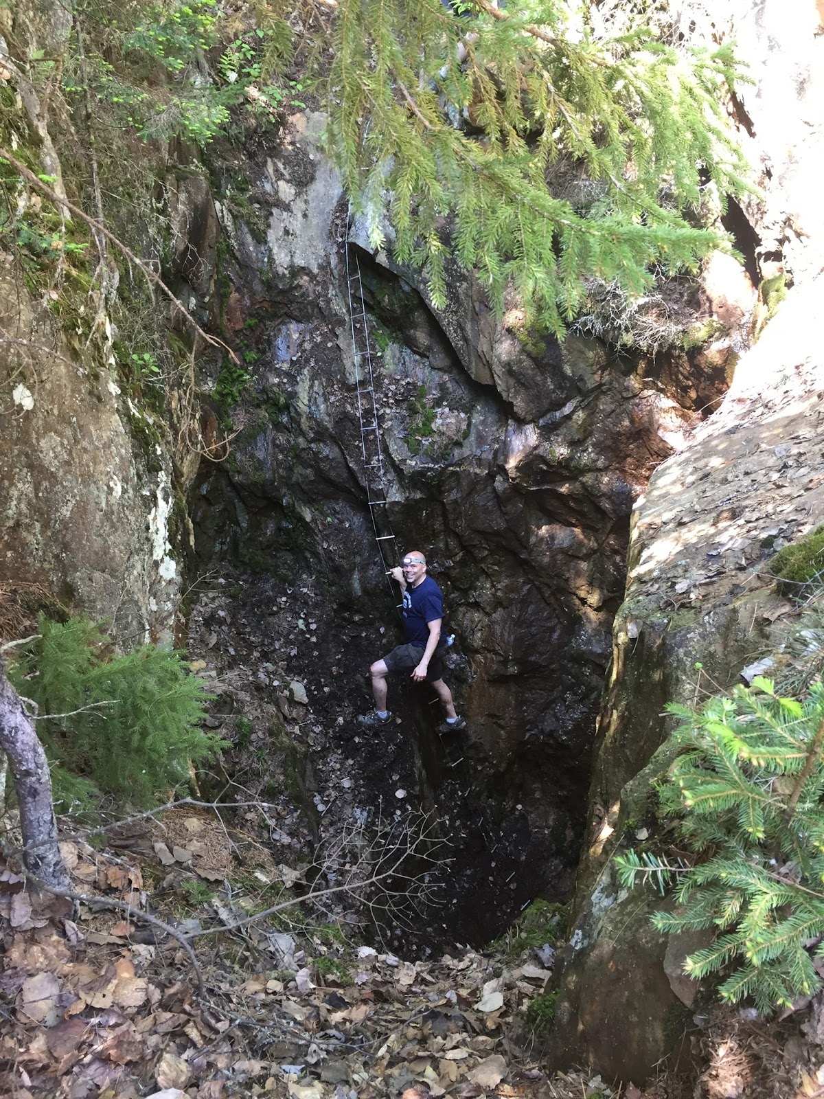 Rondinones' Adventures: Mines of New Hampshire