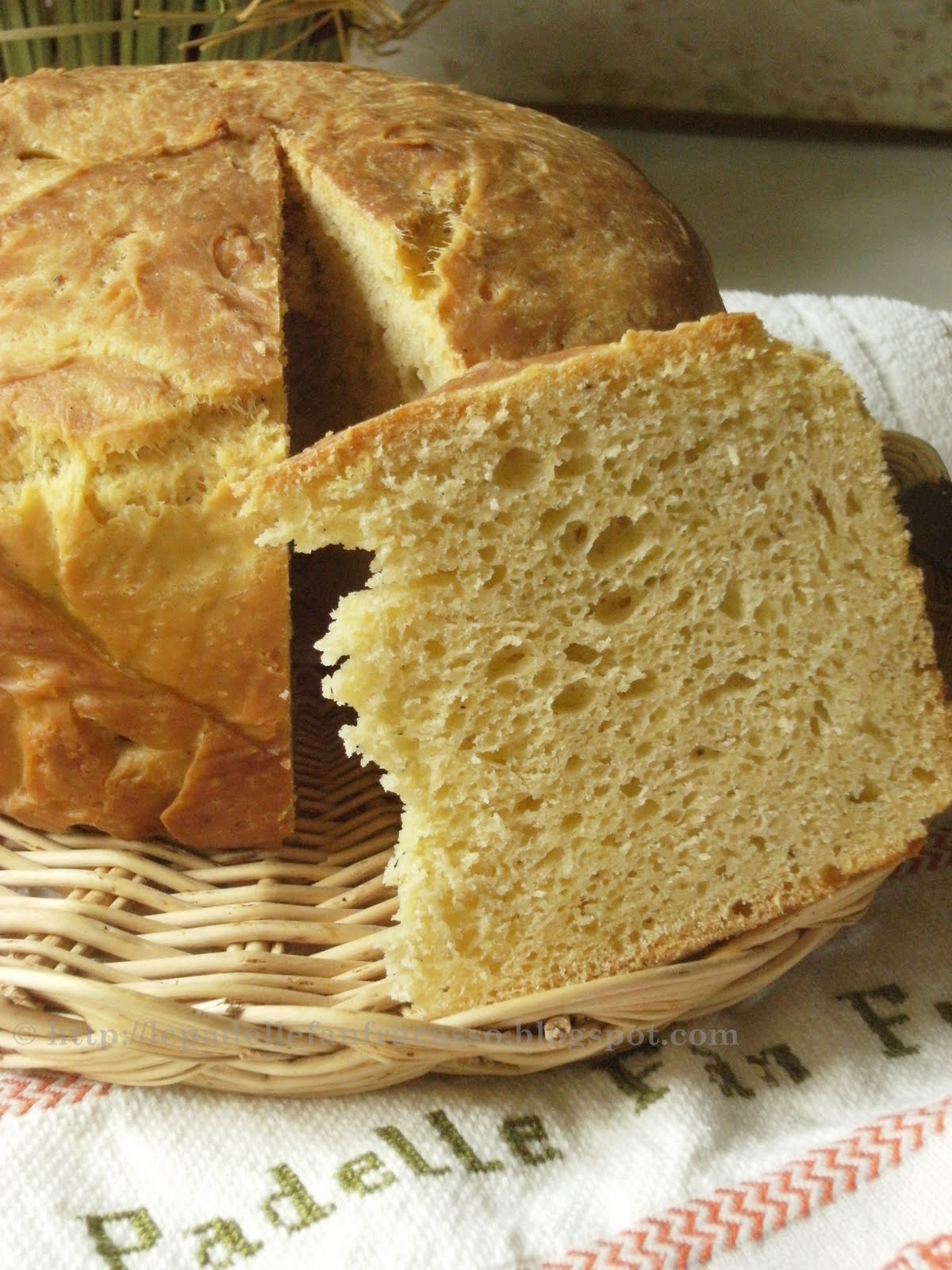 PIZZA DI PASQUA AL FORMAGGIO MARCHIGIANA
