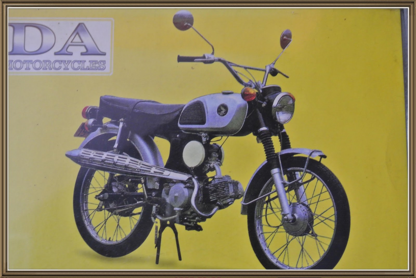 dunia tanpa sempadan: MOTOR LAMA HONDA DARI TAHUN 1966-1975