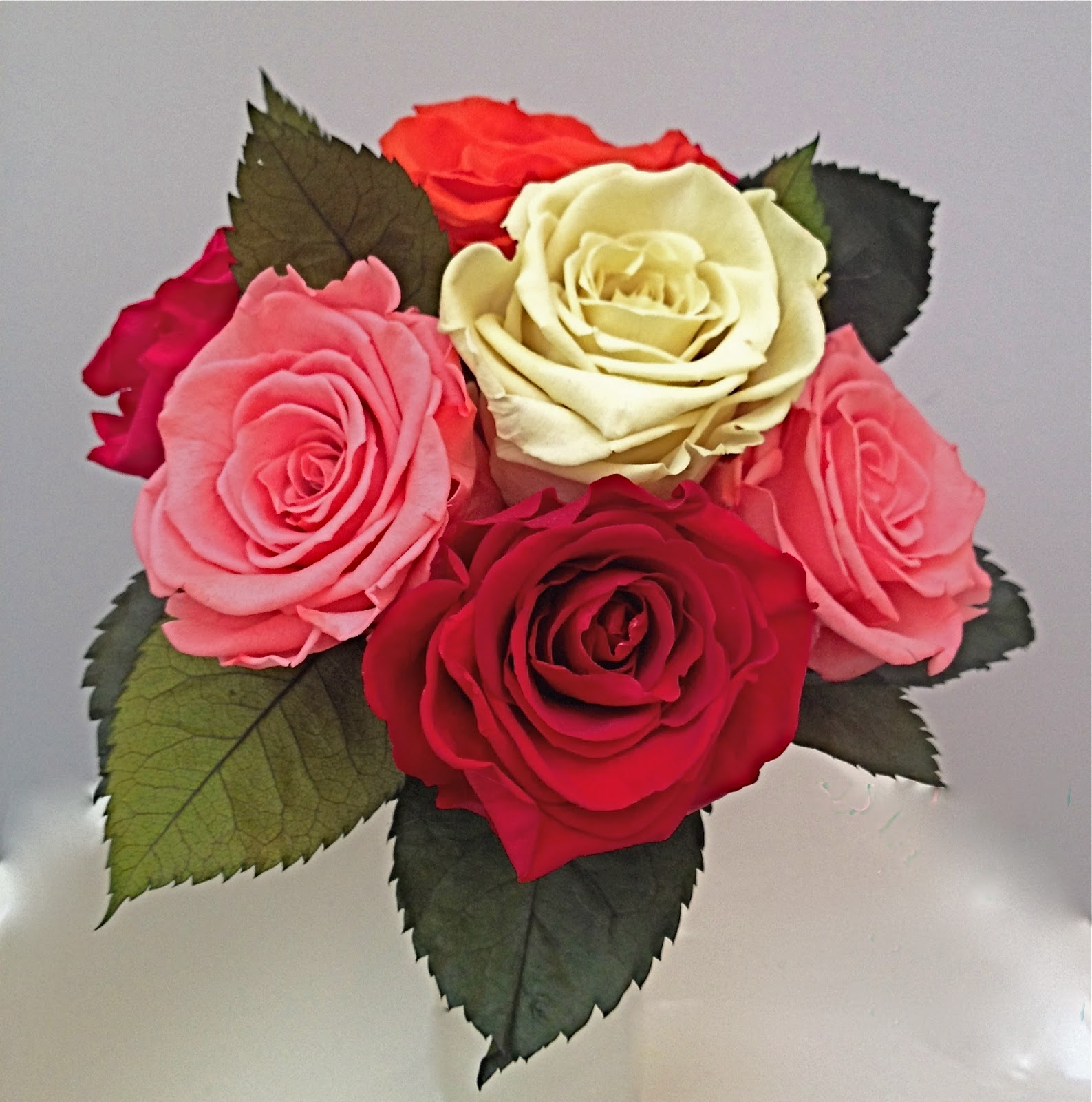 Flor Zen: Ramos de novias con rosas eternas en Málaga