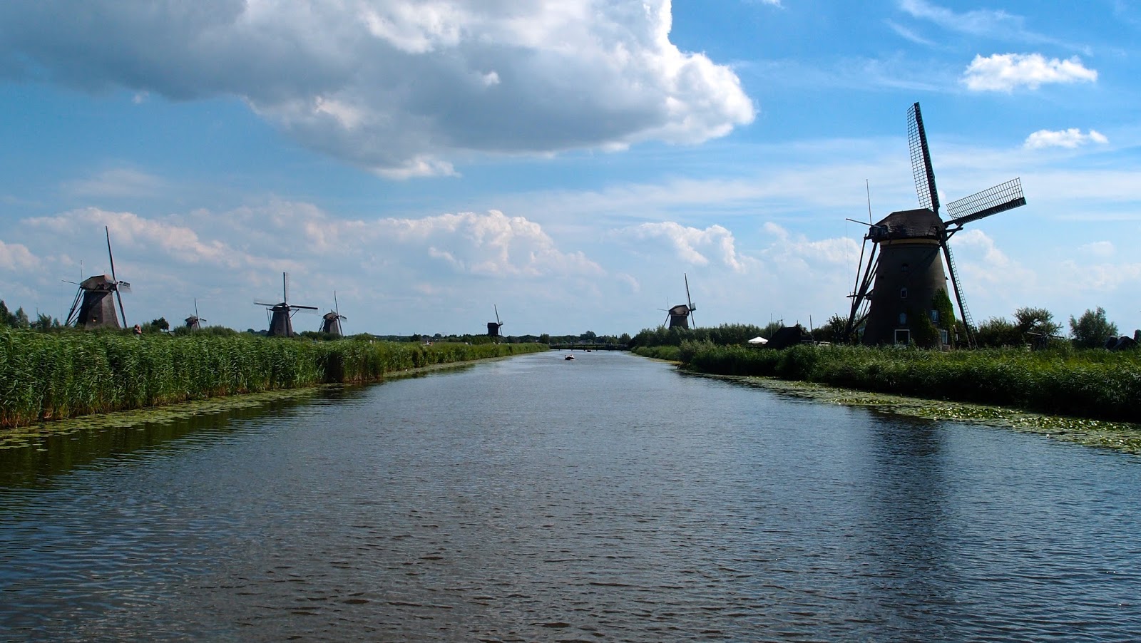 The Windmills of Kinderdijk | The Backpack Blues