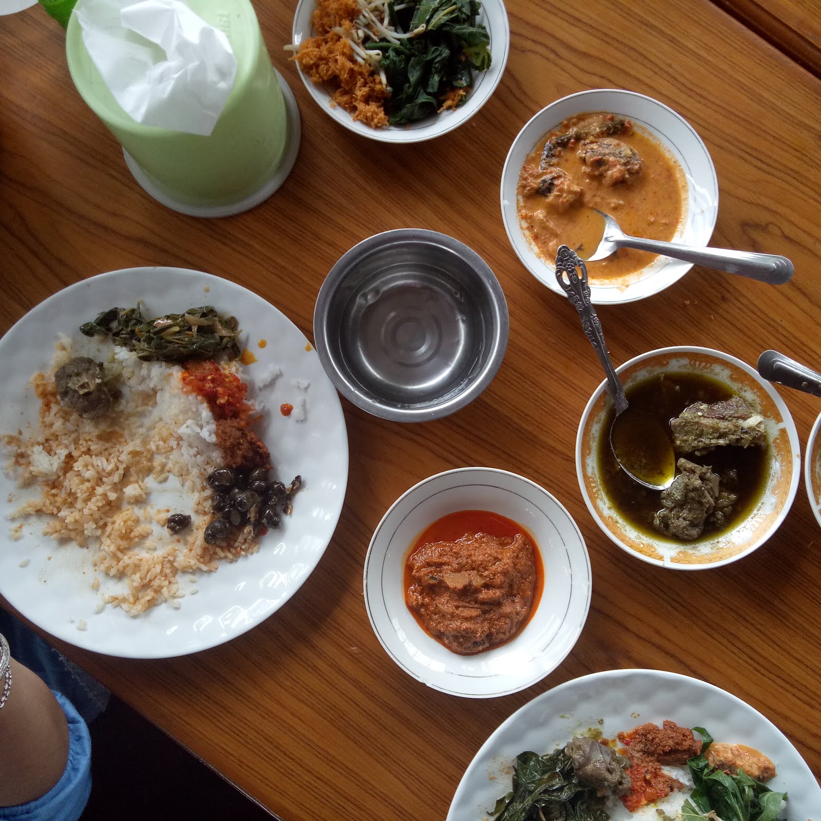 Berkunjung ke Lembah Harau dan Istano Basa Pagaruyung - Dian Restu ...