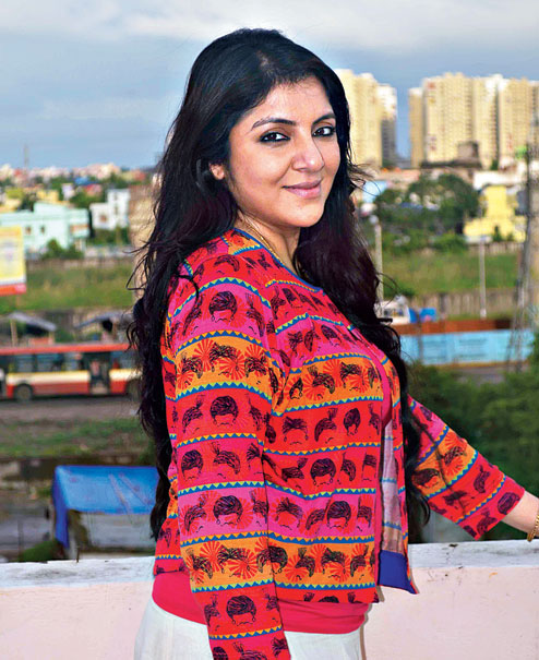 Locket Chatterjee Wiki, Biography, Dob, Age, Height, Weight, Husband ...