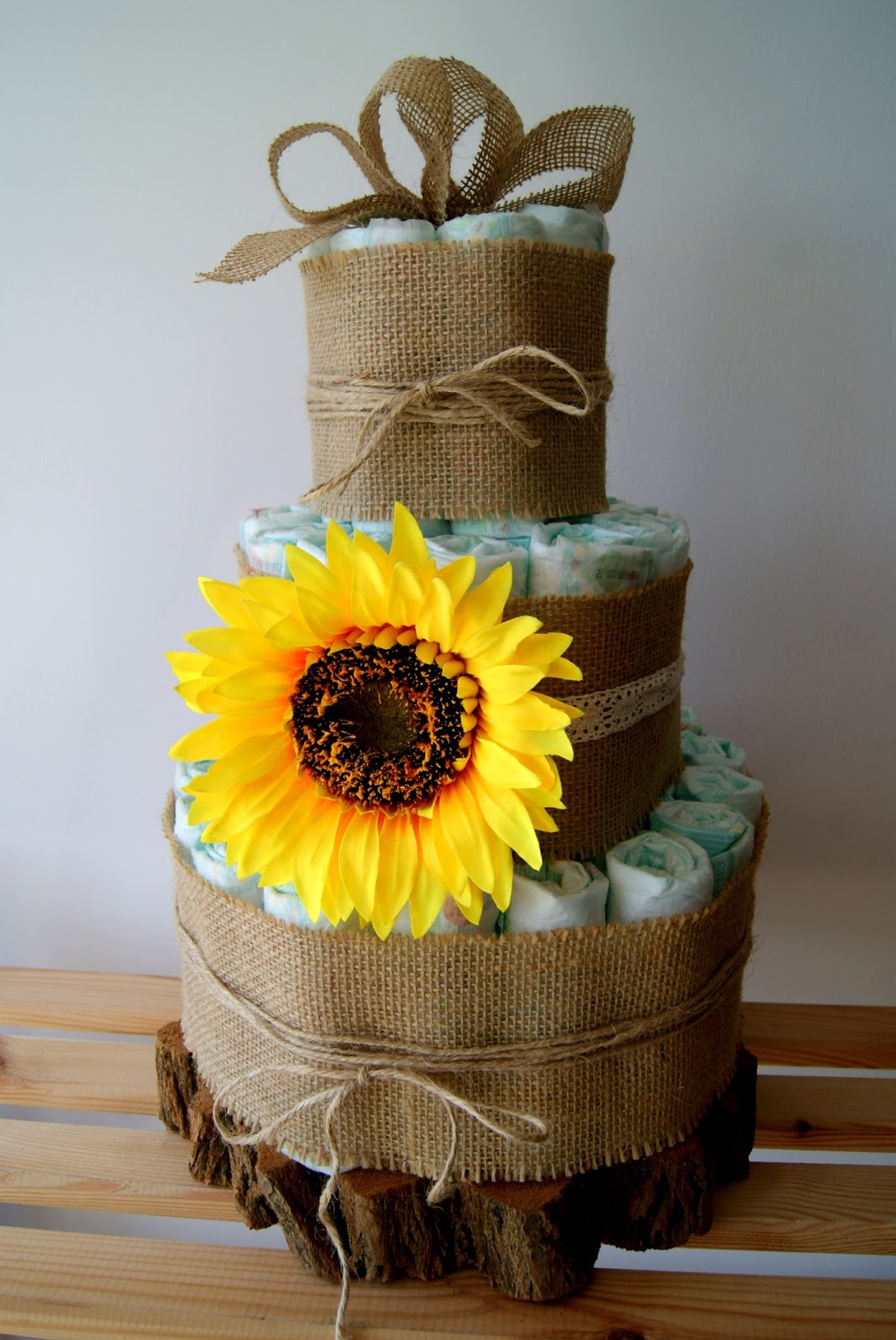 Rustykalny Tort z Pampersów