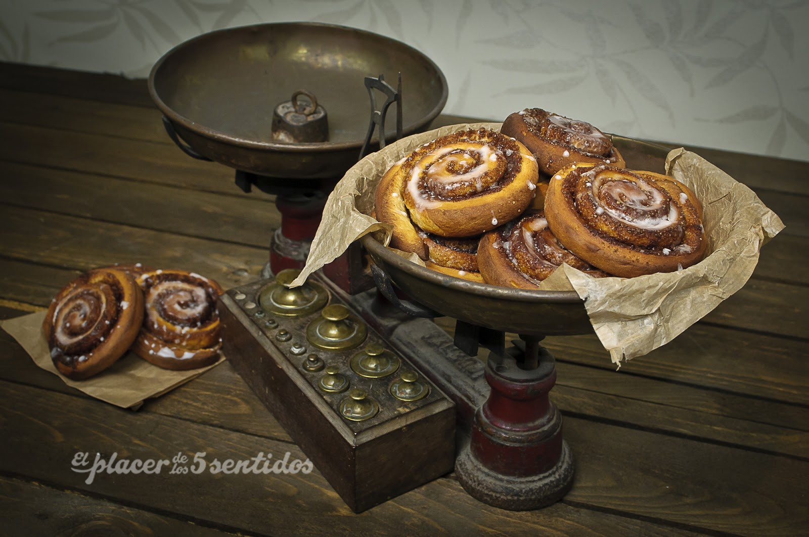 El Placer De Los Cinco Sentidos Cinnamon Rolls