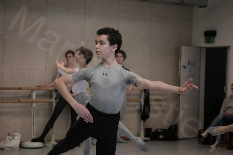 les étés de la danse: 04/07-studio1-Répertoire noureev garcon-wilfried ...