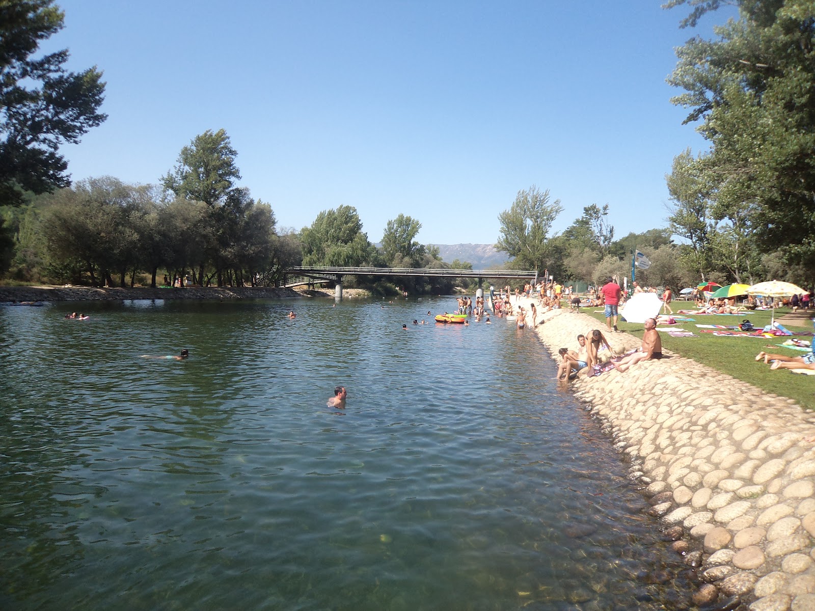 Um Ser Especial: NA PRAIA FLUVIAL DE VALHELHAS, SERRA DA ESTRELA
