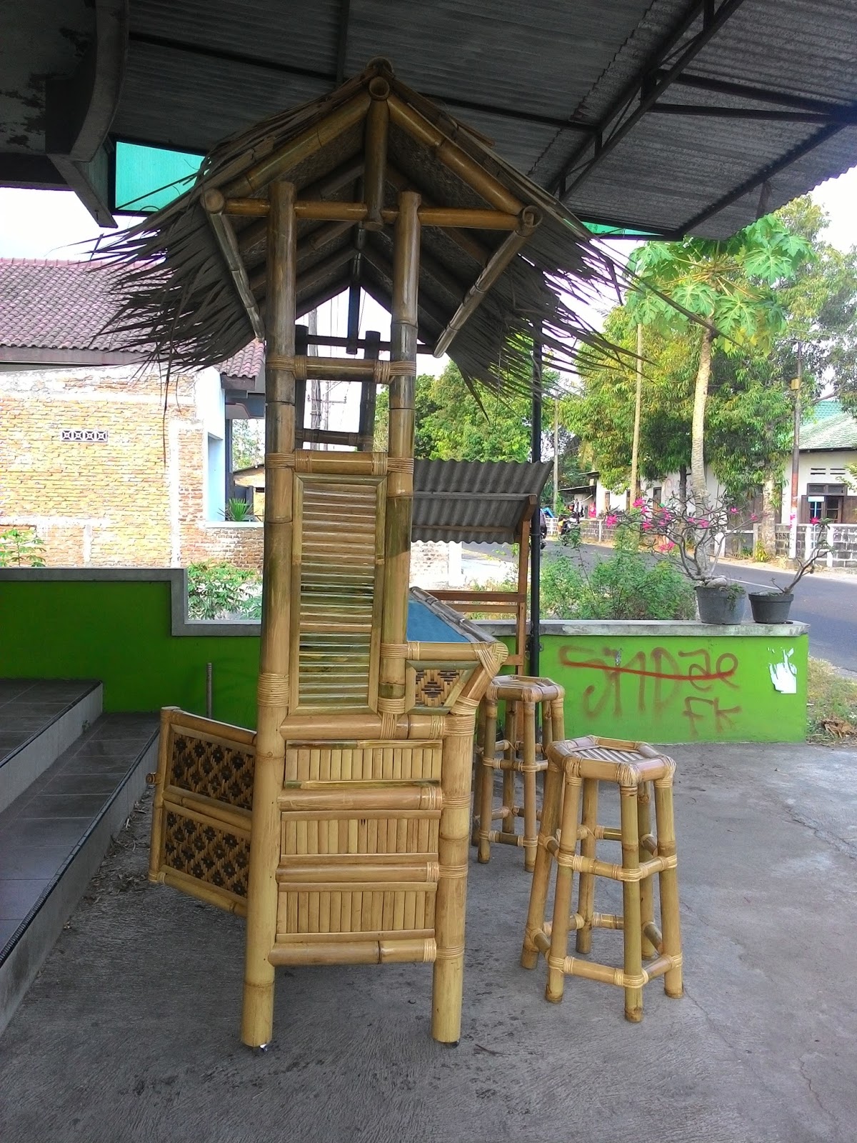 industri mebel bambu