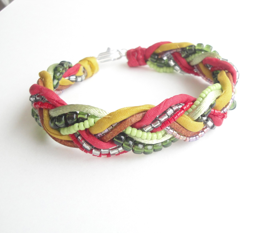 BijouMe - Bijuterii handmade | Cercei | Coliere | Bratari | Brose