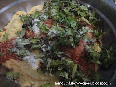 A Mouthful Of Recipes: Fara (Stuffed Rice Dumplings)