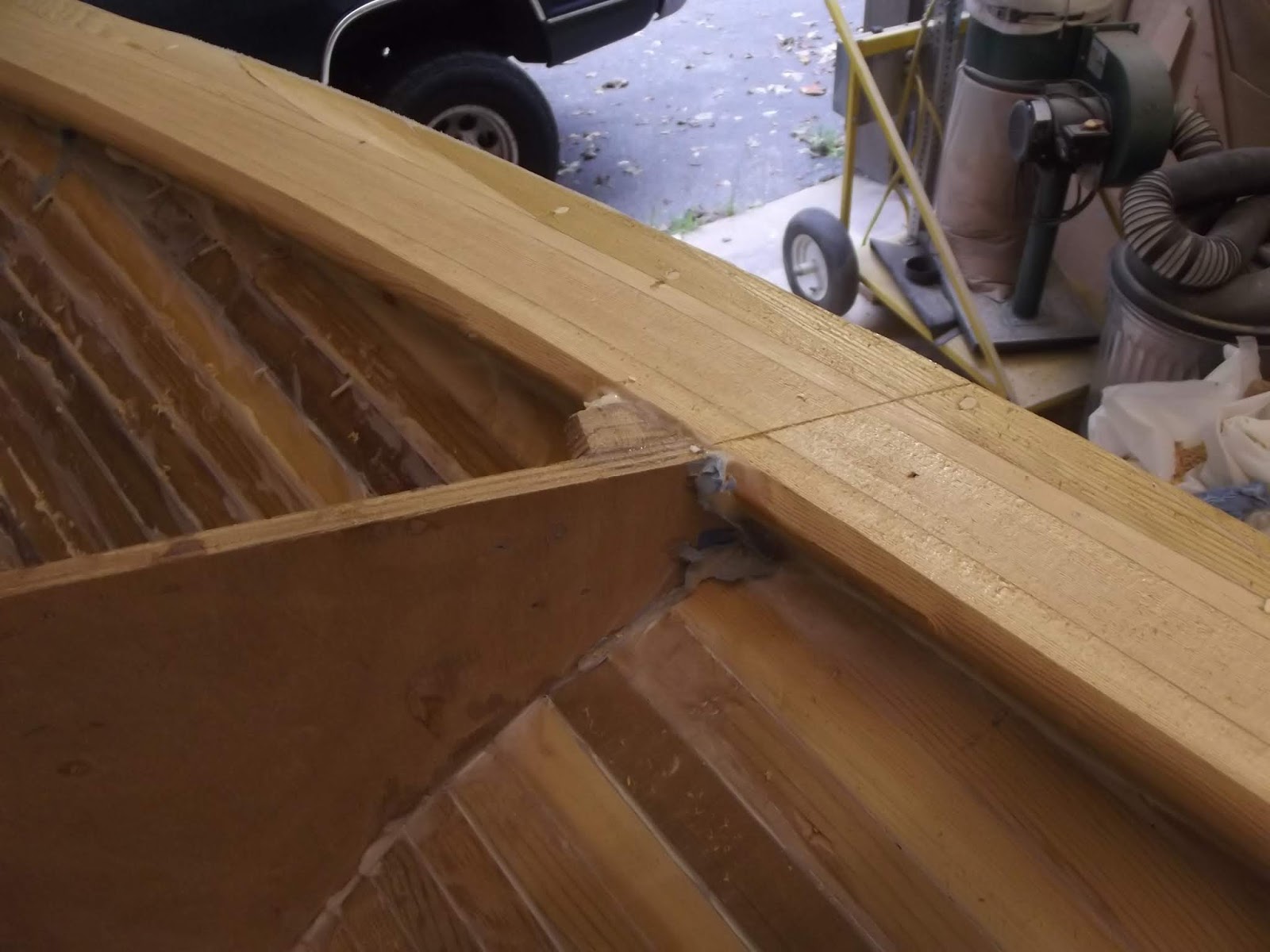 Dudley Dix Yacht Design: Deck & Sheer of 26ft Sportfisherman