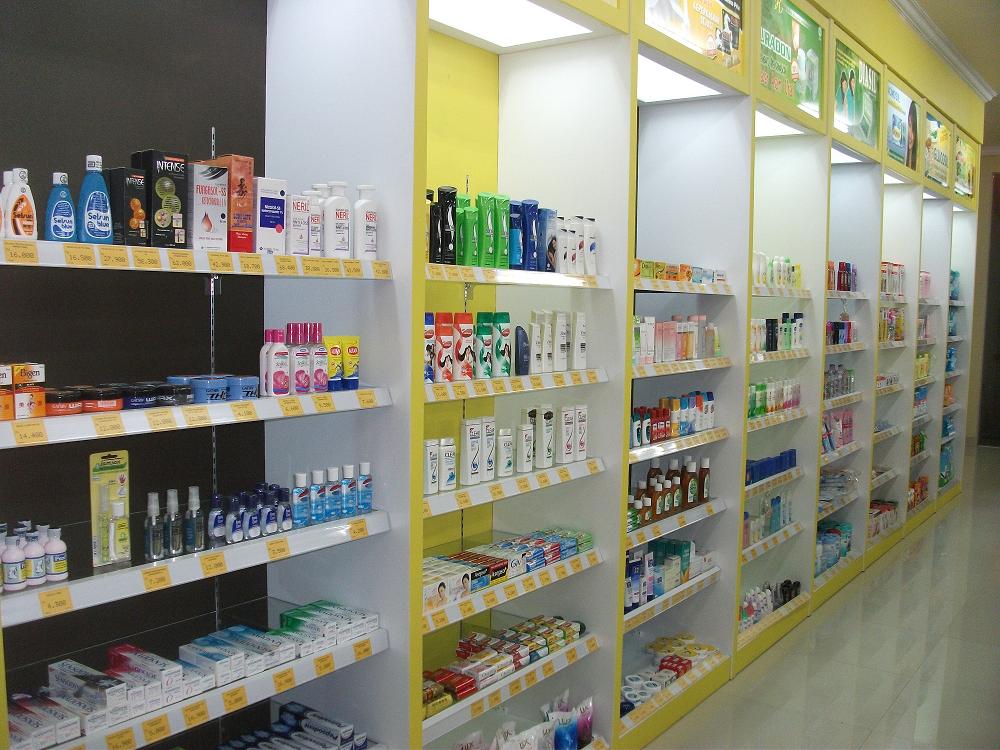 APOTEK ROXY POLTANGAN