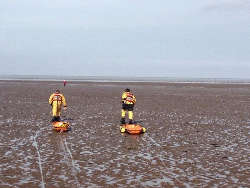 WOMAN RESCUED FROM MUD ON NORTH SOMERSET BEACH