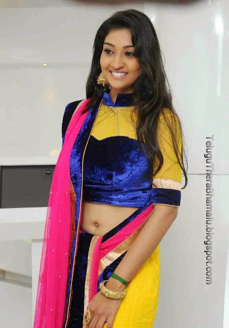 Telugu TV Bhamalu: Neelima Rani Hot Navel Show