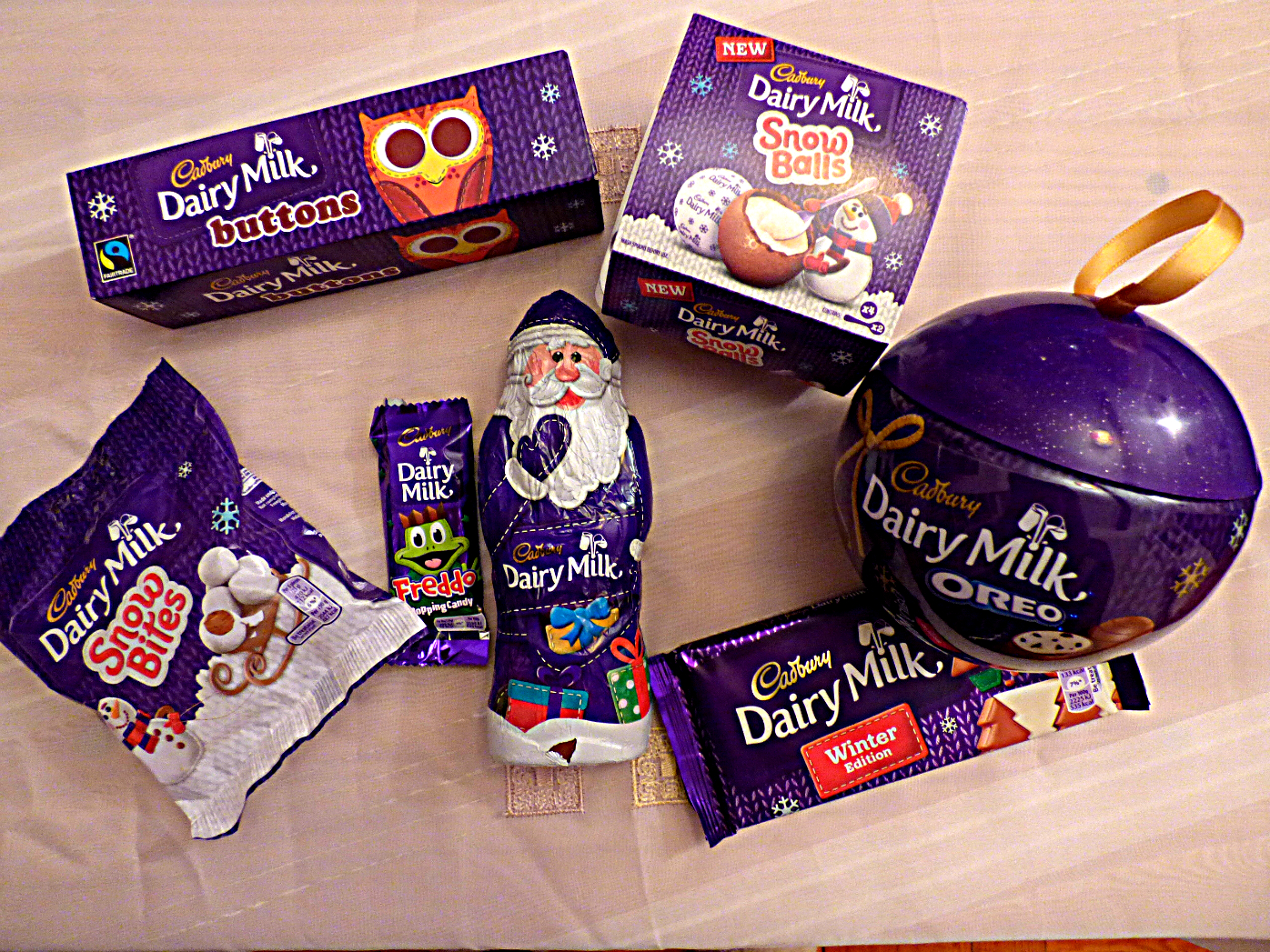 Chez Maximka: Cadbury Cadvent Christmas Knitwear Collection