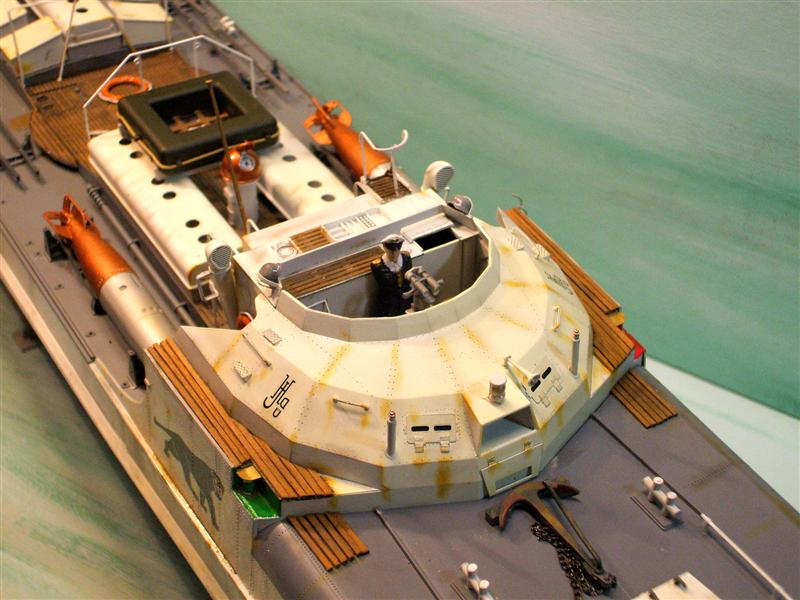 Model Building: SCHNELLBOOT S.100 1/35 SCALE