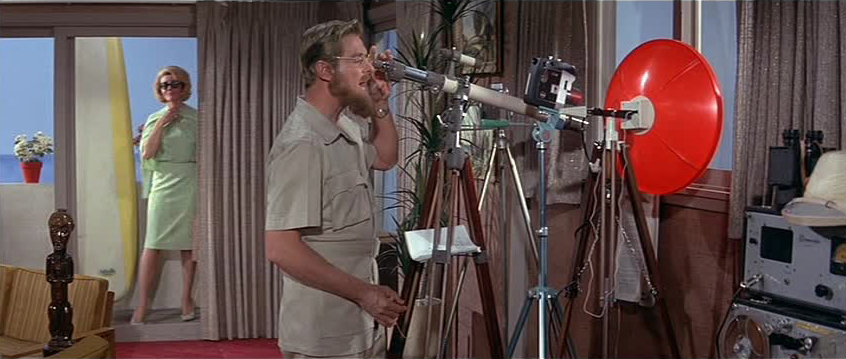 Beach Party - Movie Review : Alternate Ending