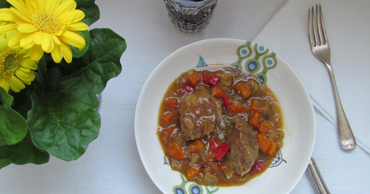 Mumandsons: PIG's CHEEKS IN WINE SAUCE