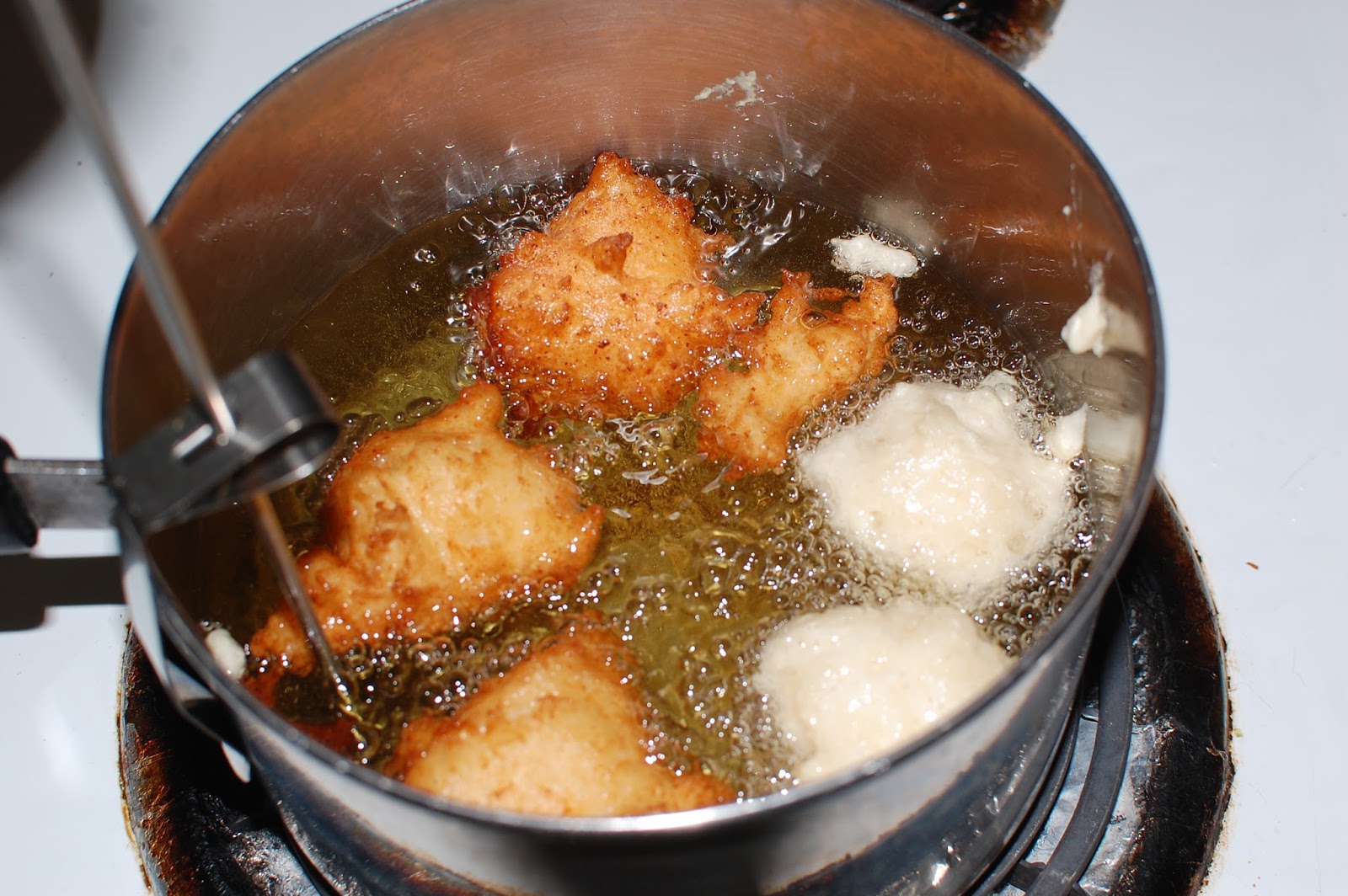 Recipes & More with Apron Madness: Italian Zeppoles