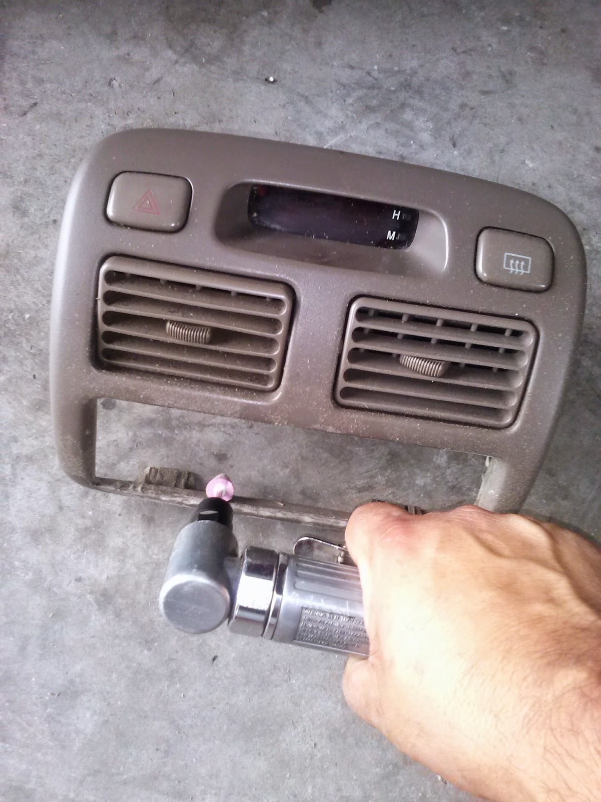 Corolla DIY: DIY 8th Gen Corolla Modification Stereo Install