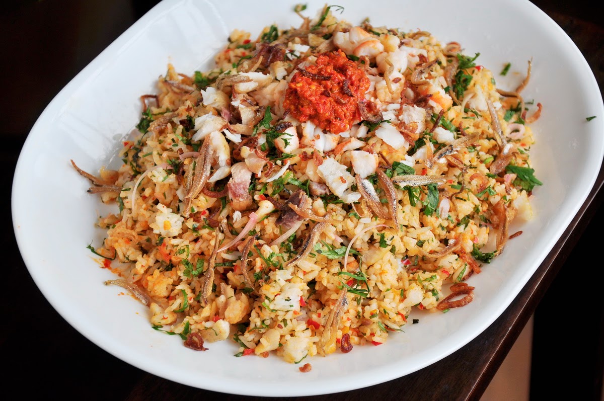 How to Make Singaporean Nasi Ulam Herbal Rice Salad Asian Cooking ...