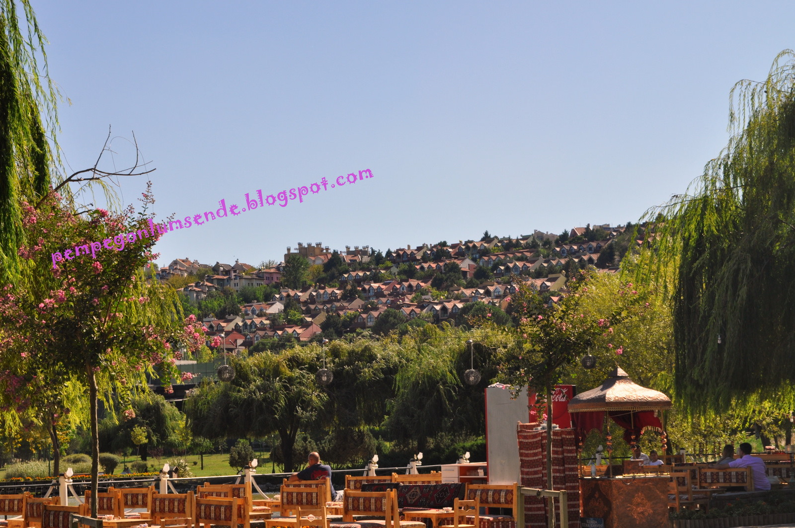 Pembe gönlüm sende: Bahçeşehir Gölet