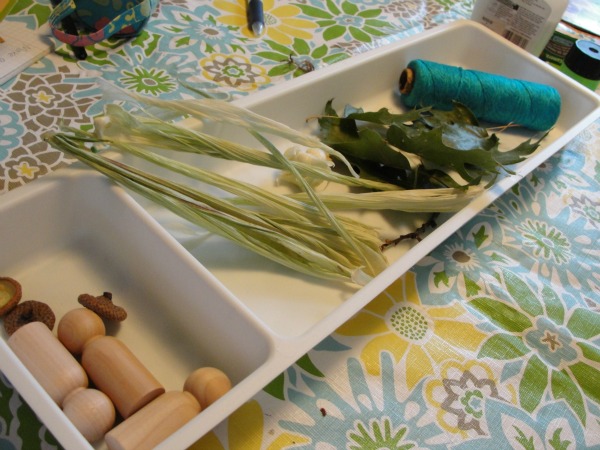 Thankful for the Nature Family - Nature Craft for Kids