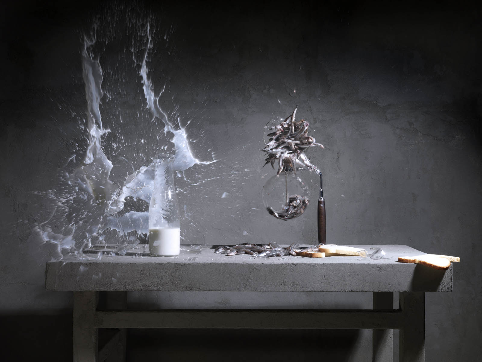 Chels & the City: Explosive Art Exhibit