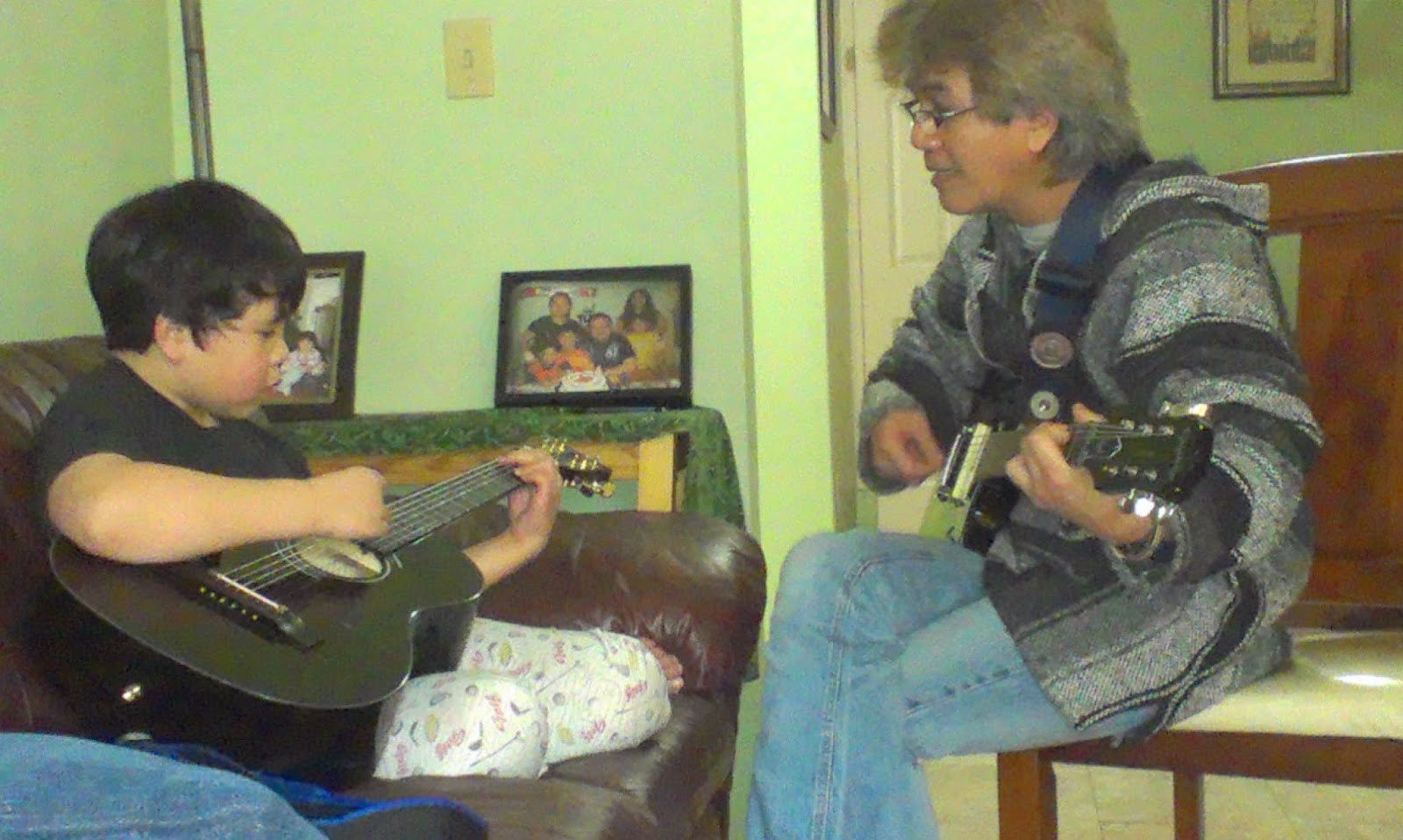 Welcome to Ricky's web site: Learn guitar from Ricky - call Ricky @ 604 ...