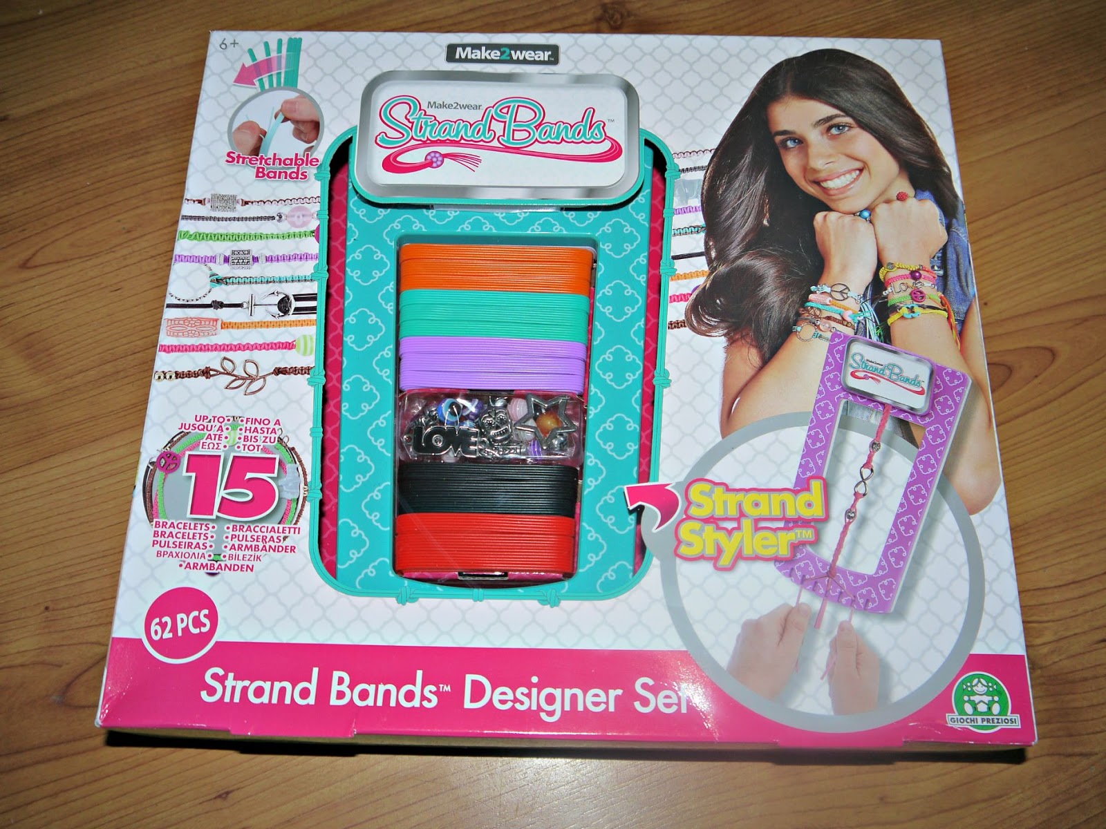 Inside the Wendy House: Strand Bands Designer Set Review