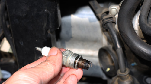 CARA MENGETAHUI BUSI MOTOR MATI │ OTOTRACK201