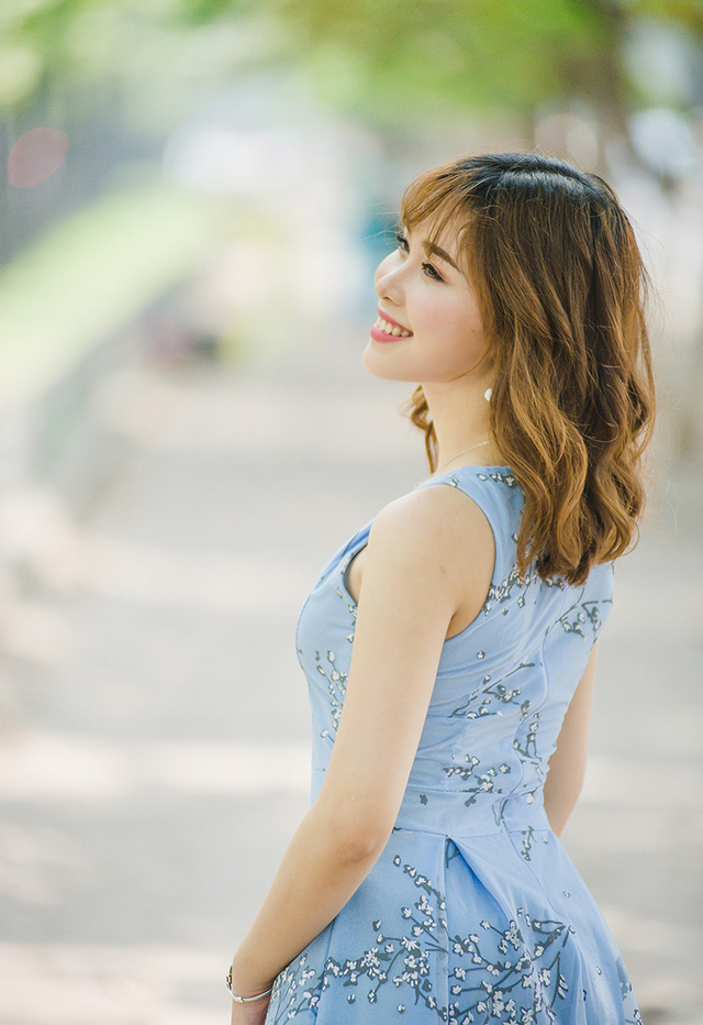 Huong Ly - Asian Girl