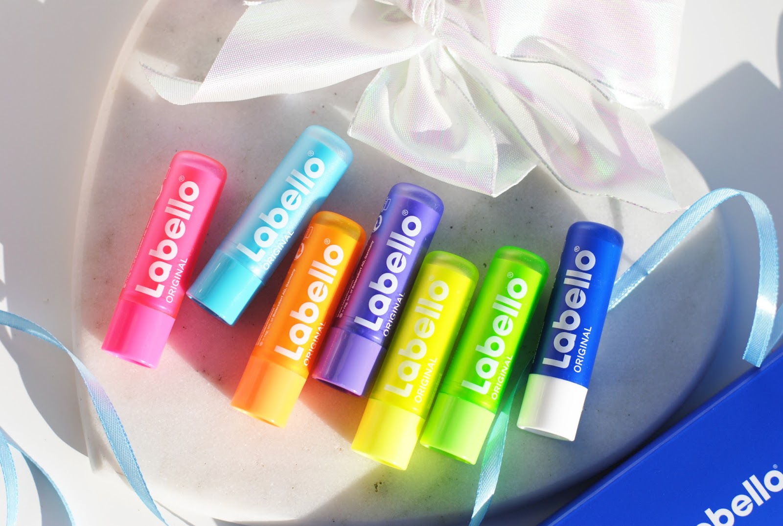 I AM A FASHIONEER: Budget Sunday: Labello Neon