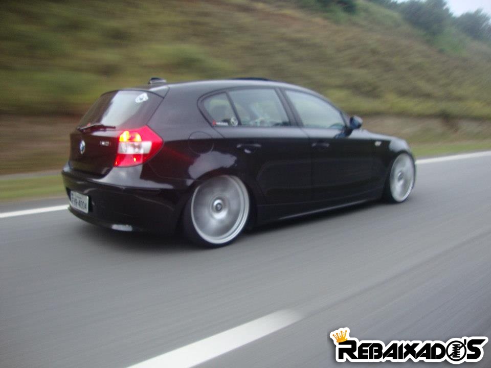 BMW 120i 2008 De Aro 20 ~ Rebaixado'S