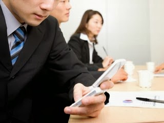 "Using Instant Messaging and Texting Professionally": Etiquette