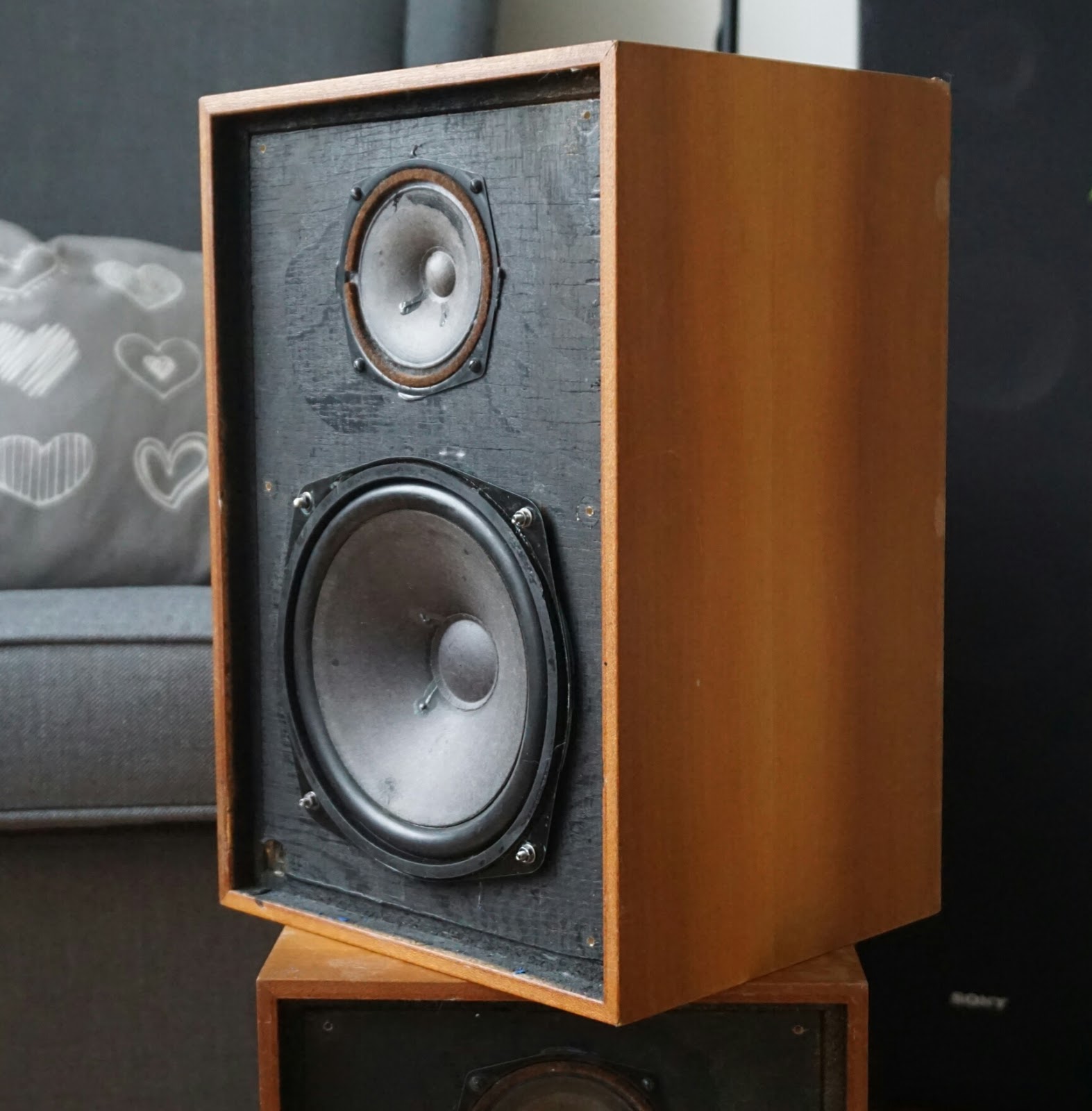 Specialista: 2-PÁSMOVÁ REPRO VÝHYBKA Z ČÍNY